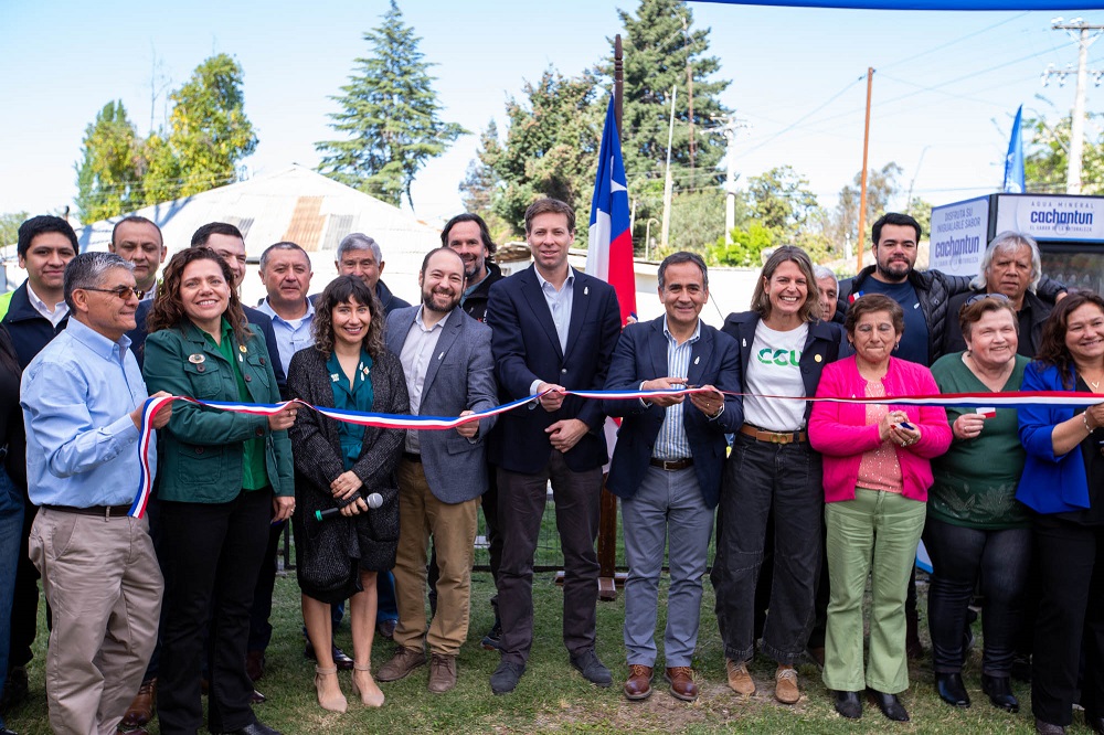 CCU, Cachantún y Desafío Levantemos Chile inauguran pozo de agua que ...